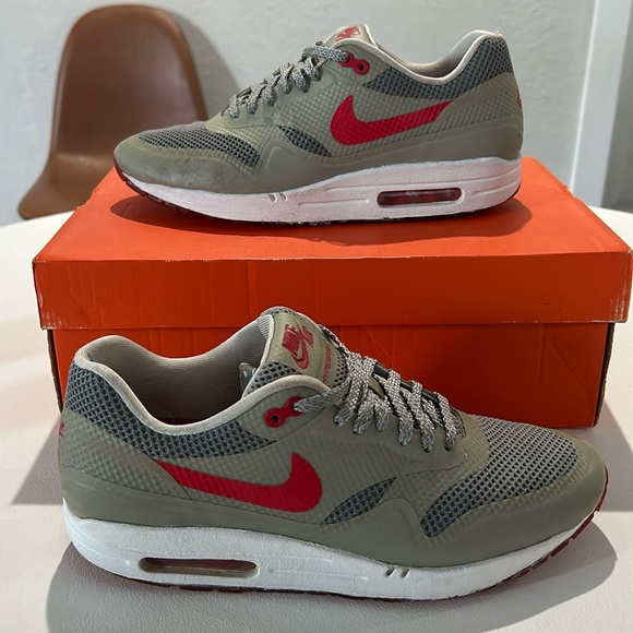 Nike | Shoes | Nike Air Max Hyperfuse Womens Size 9 | Poshmark